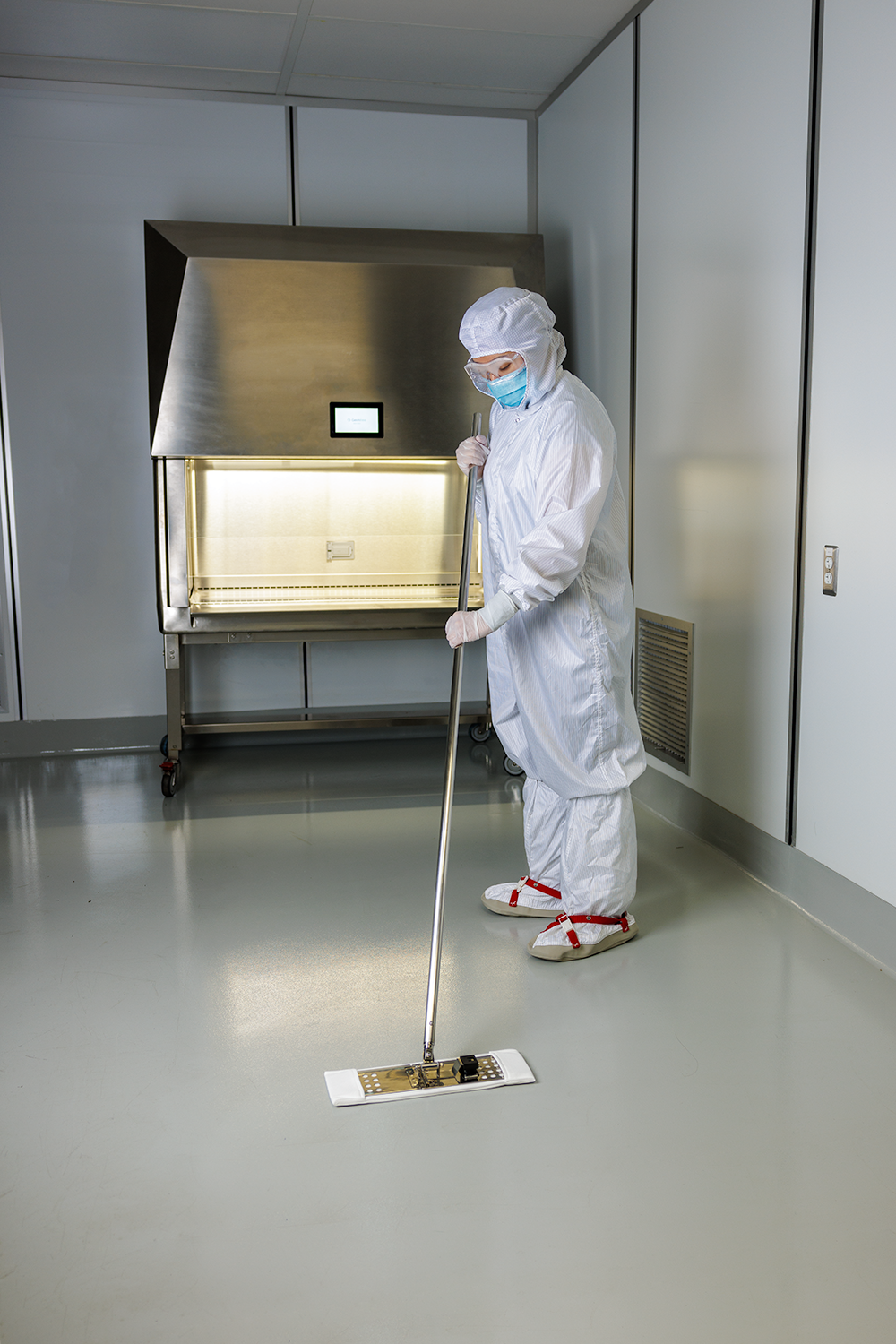 PROSAT® QuickTask™ Mopping System | Presaturated | Contec Cleanroom